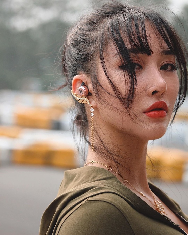 Picture of Songyuxin Hitomi