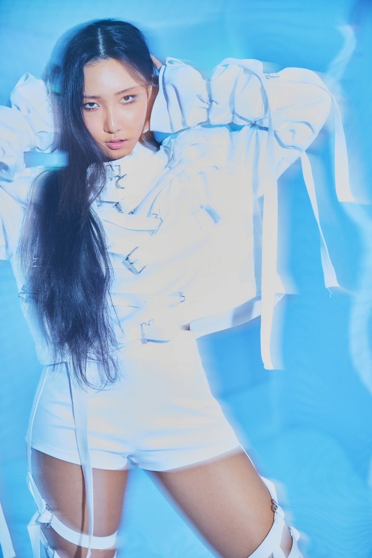 Picture of Hwasa