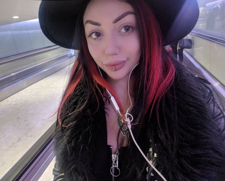 Picture of Dani Divine