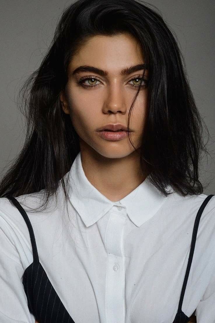 Picture of Nathalia Constantino (model)