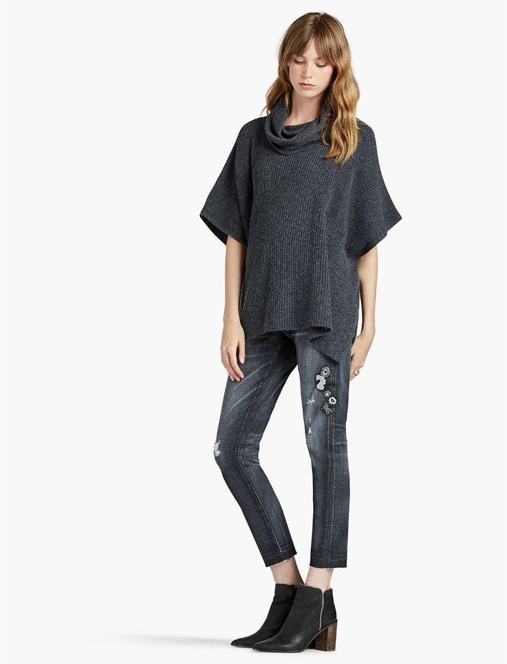 Picture of Hazel Crew