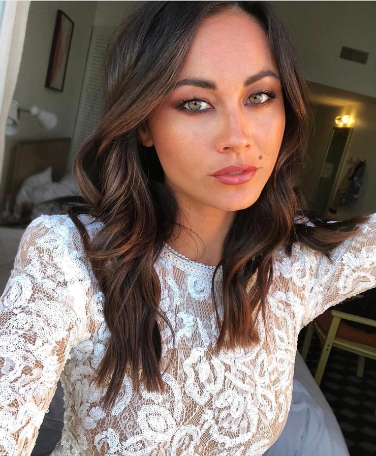 Picture of Ana Tanaka (Model)