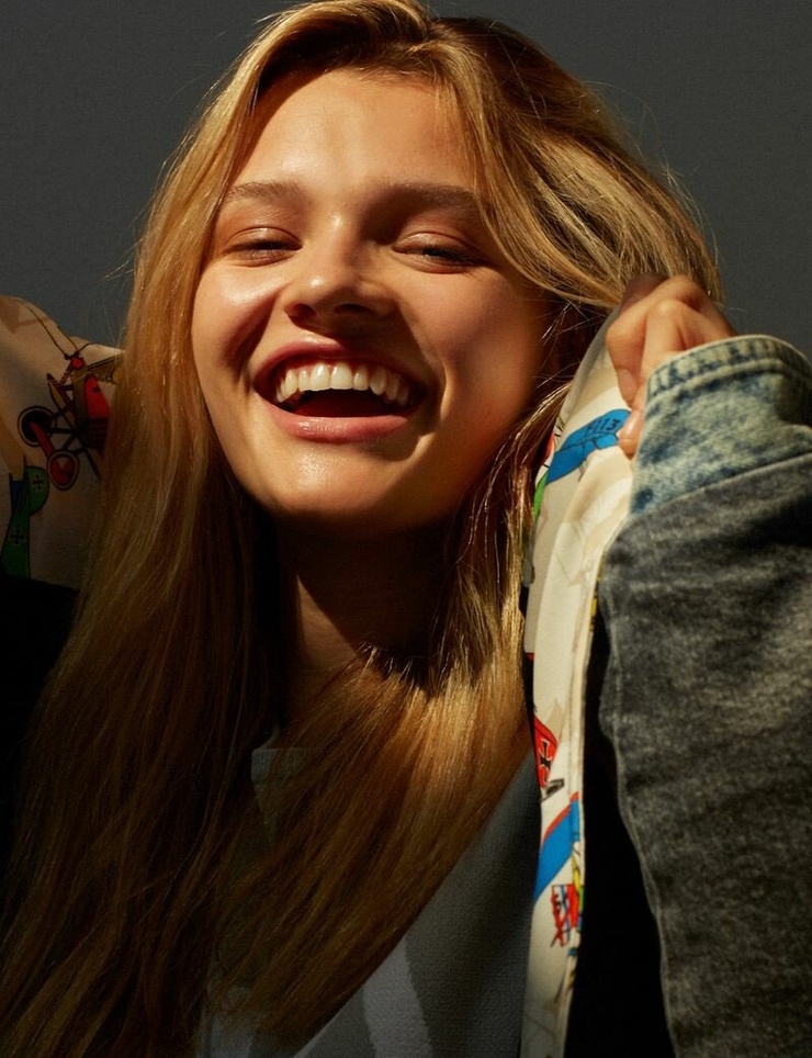 Picture of Cayley Lane King