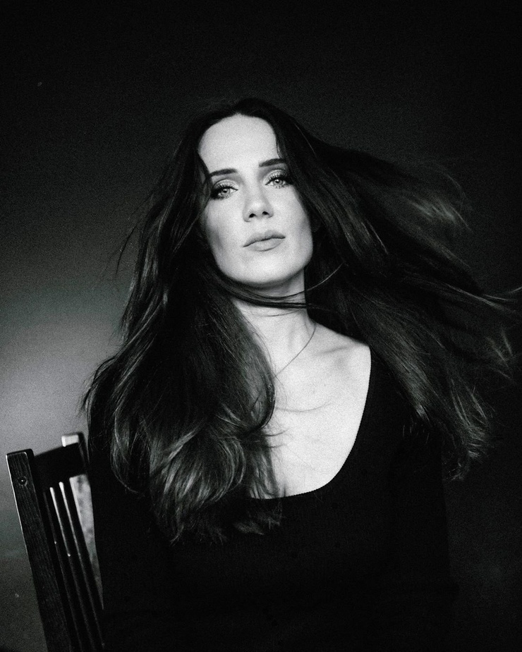 Picture of Simone Simons