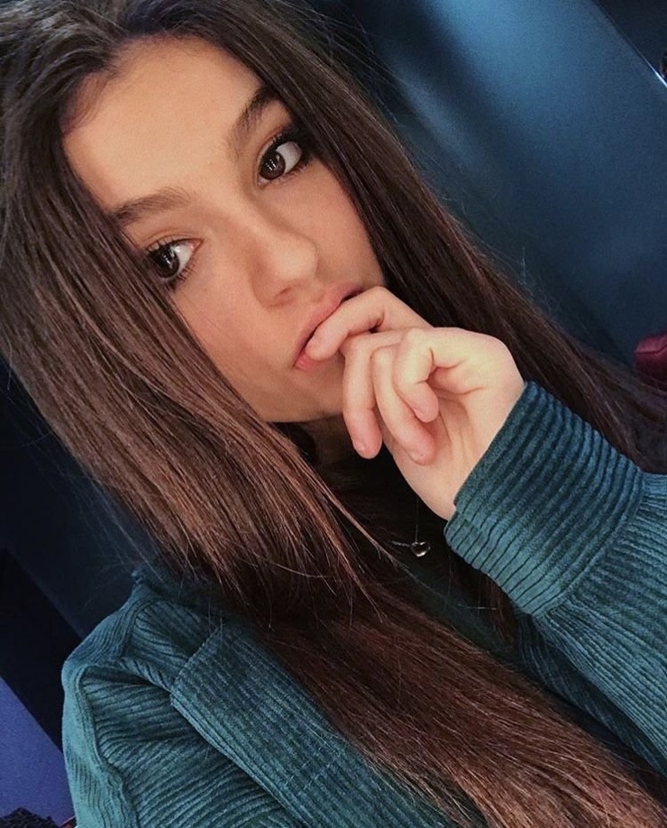 Picture of Bryana Salaz