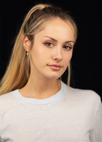 Picture of Angela Halili