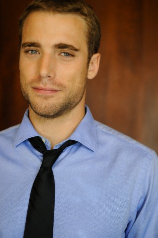 Picture of Dustin Milligan