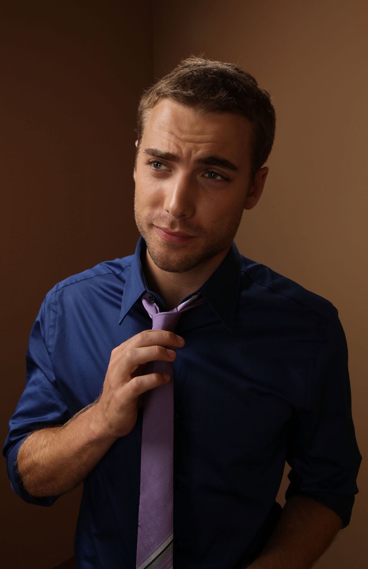 Picture of Dustin Milligan