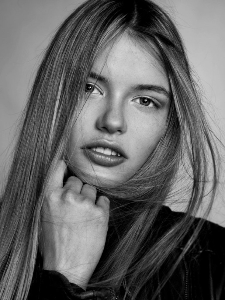 Picture of Lara Bender