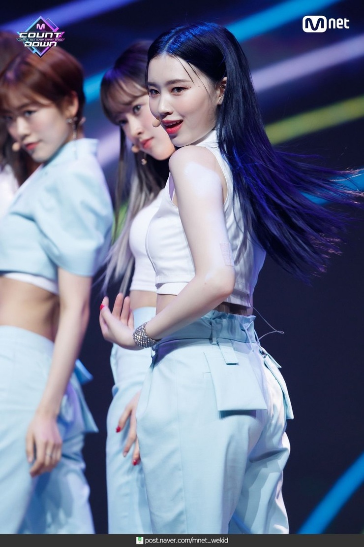 Picture of Elly (엘리)