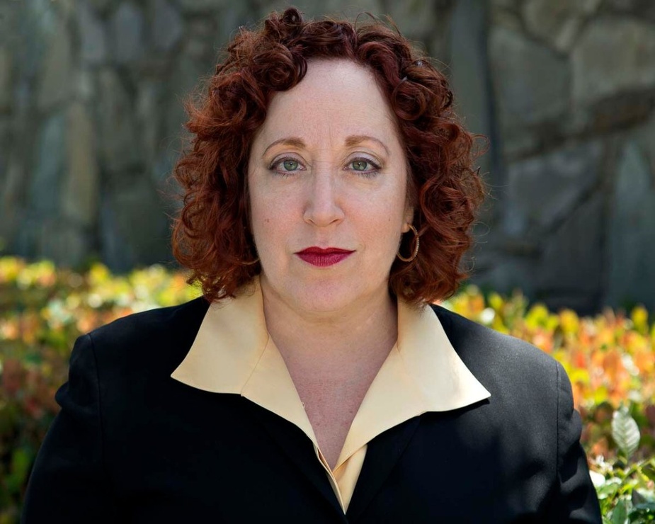 Picture of Amy Tolsky