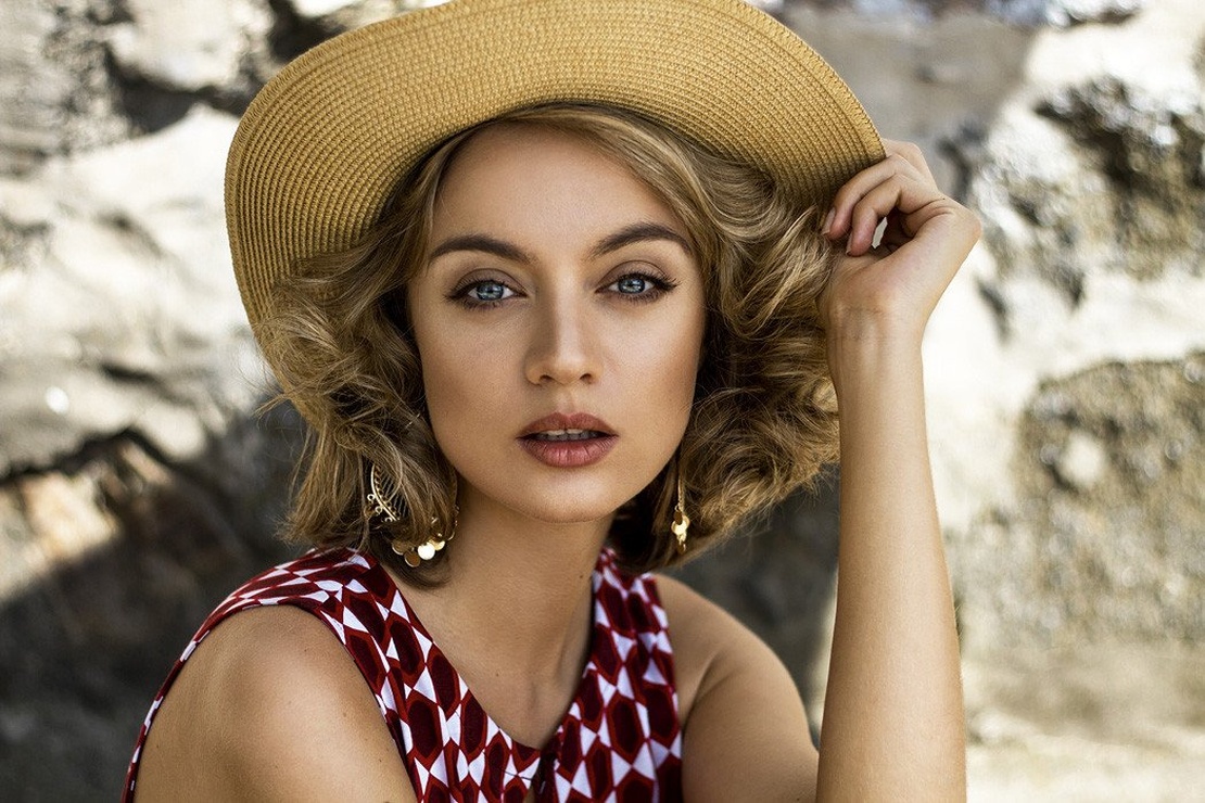 Picture of Elisabeth Aronis