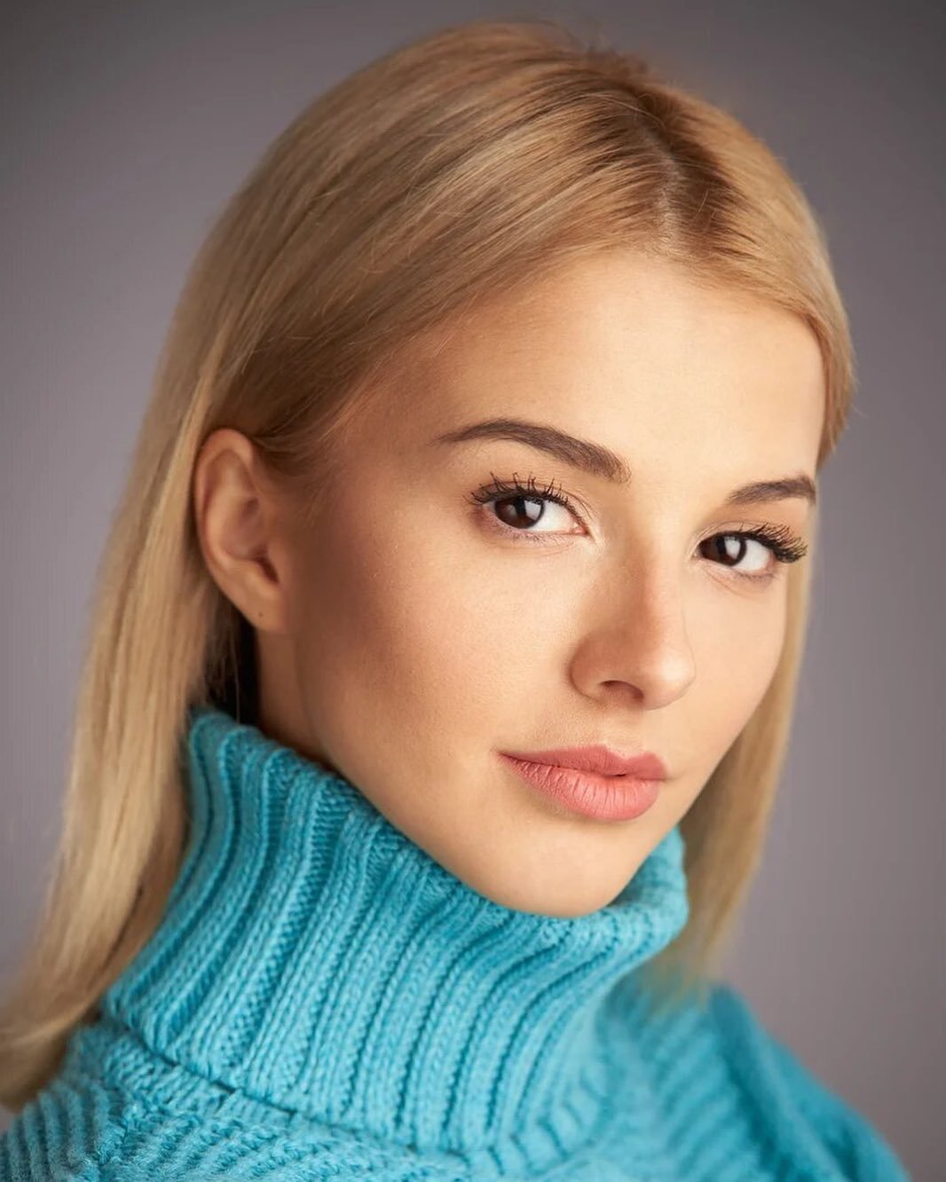 Picture of Angelina Aisman