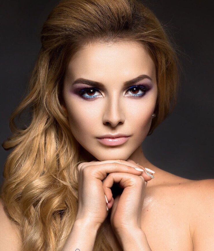 Picture of Angelina Aisman