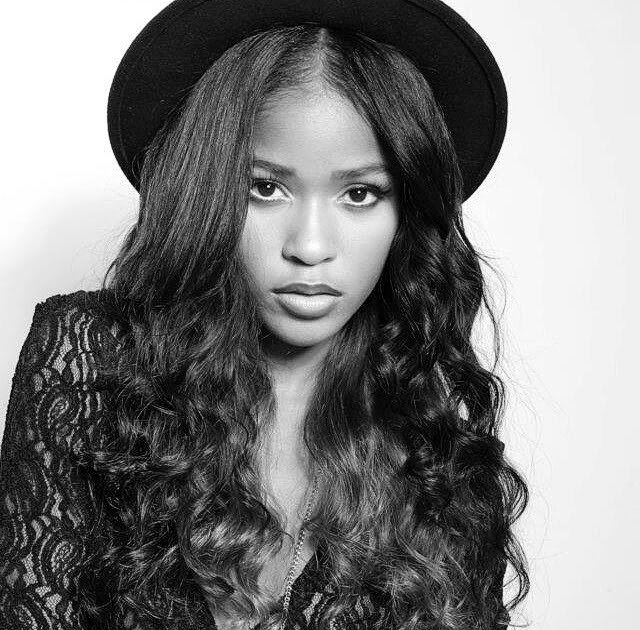Picture of Simone Battle