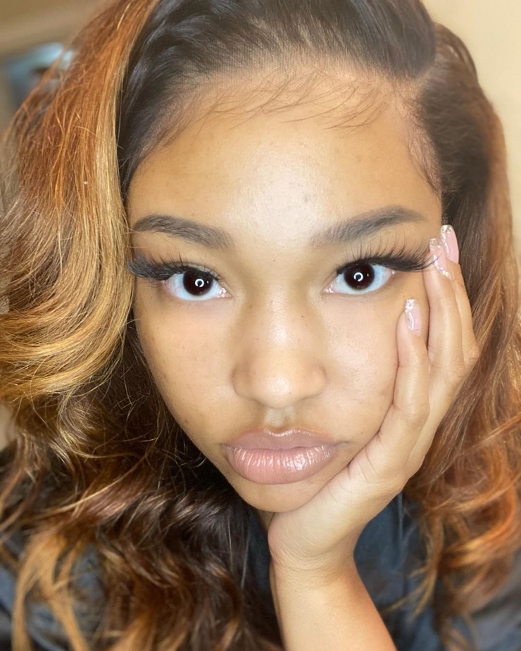 Picture of Ariel Foxx