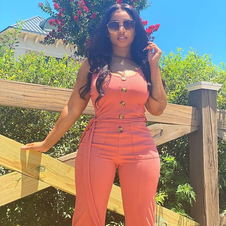 Picture of Ariel Foxx