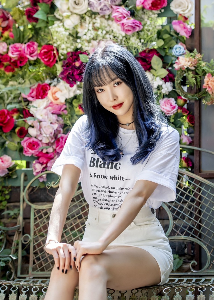 Picture of Yuju