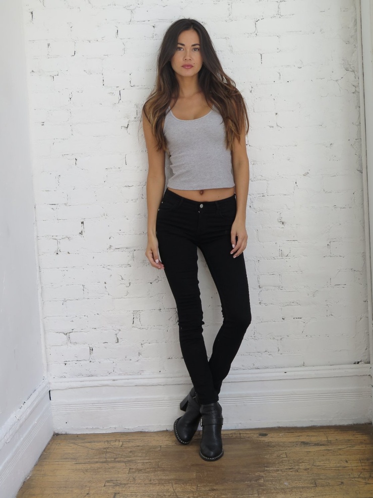 Ana Tanaka (Model) image