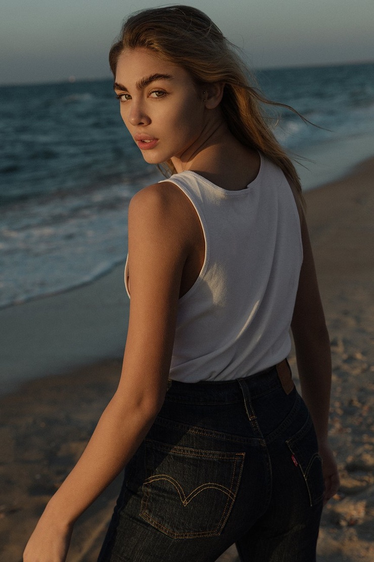 Picture of Maya Keyy