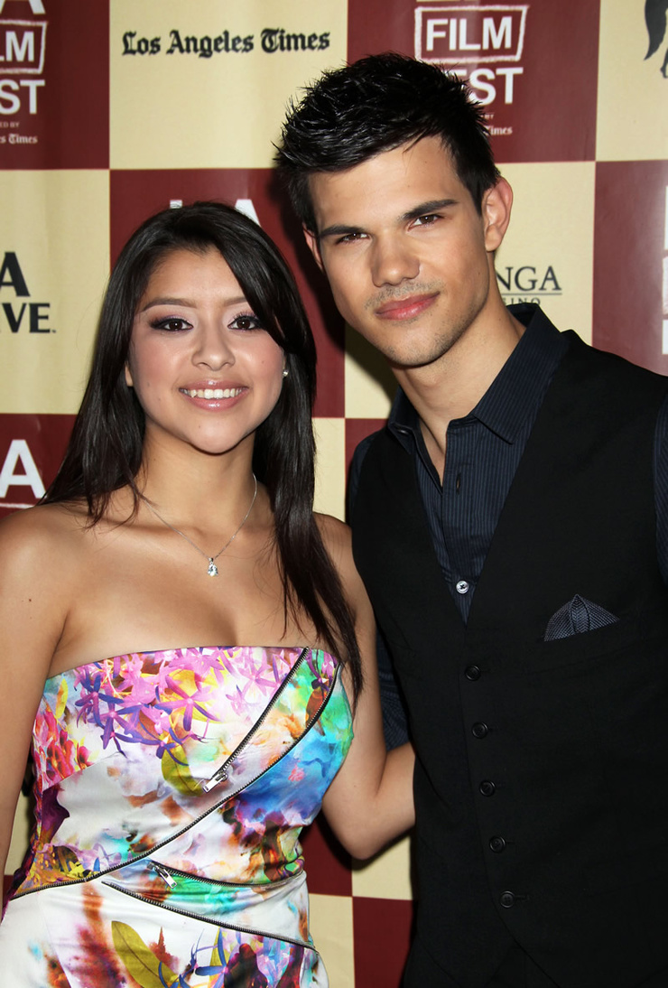 Image of Chelsea Rendon