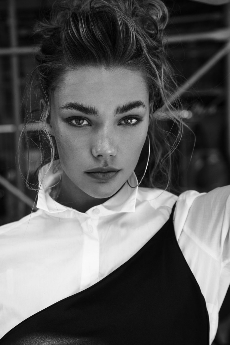 Picture of Elizabeth Reynolds