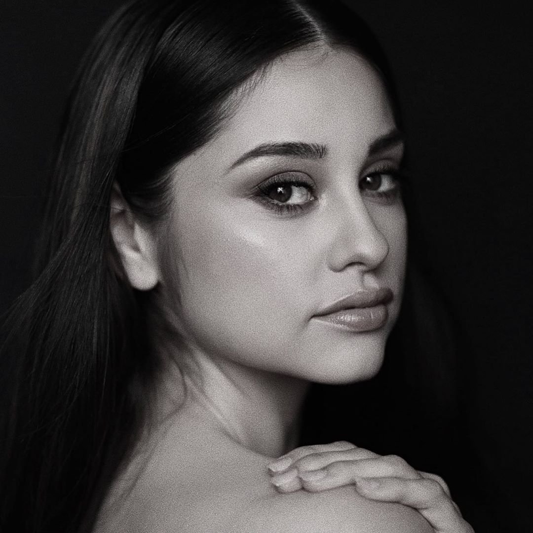 Picture of Yvette Monreal