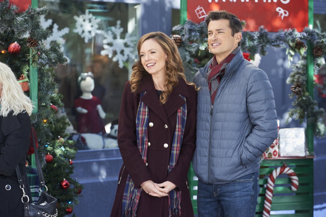 Check Inn to Christmas