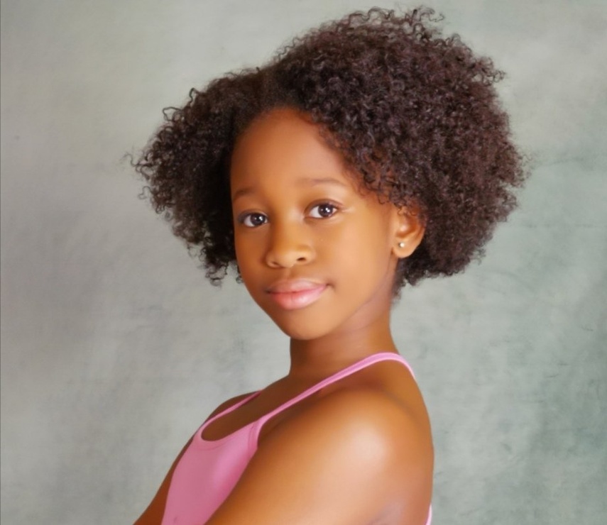 Ava Augustin picture