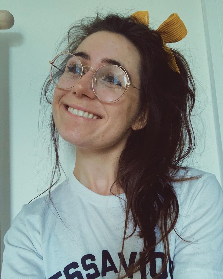 Picture of Dodie Clark