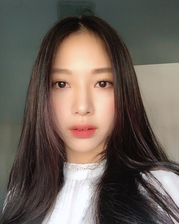 Picture of Angelina Joo