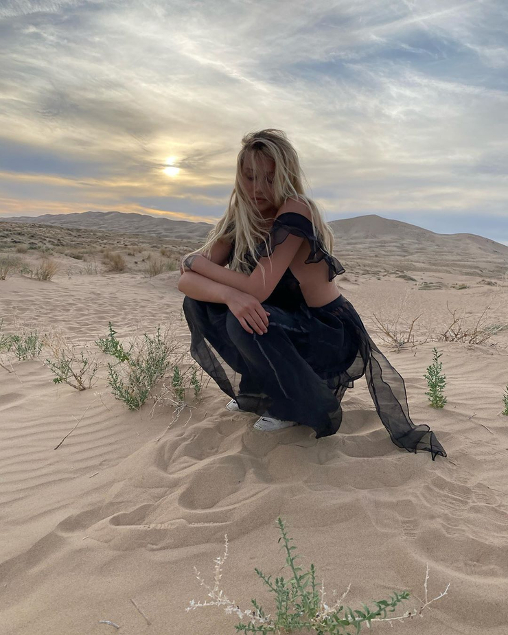 Cailin Russo image