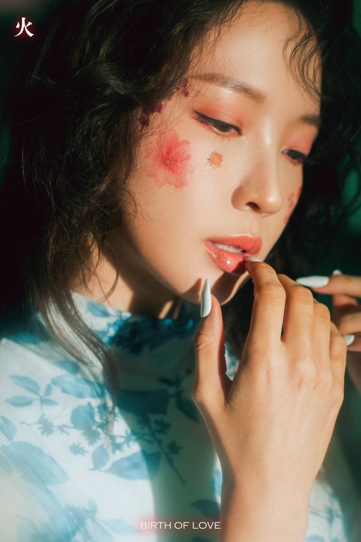 Jeon Ji-Yoon picture
