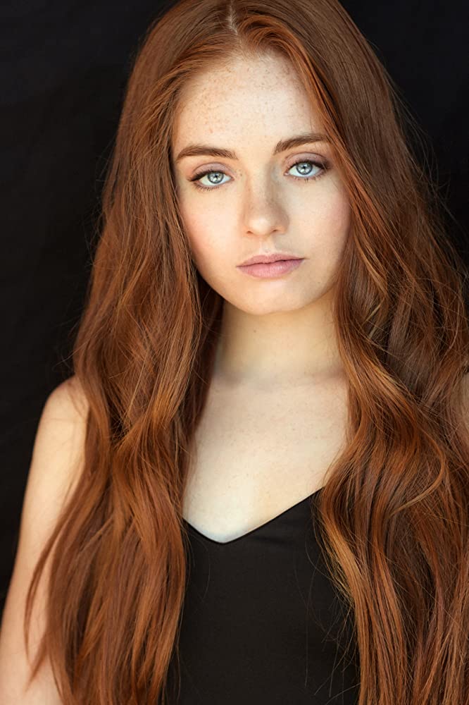 Image of Brenna Llewellyn