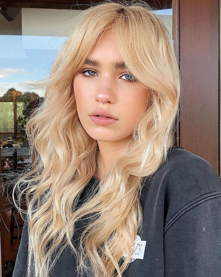 Picture of Zoe Cross