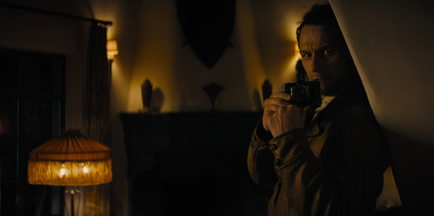 S1 E1: "Chapter One"