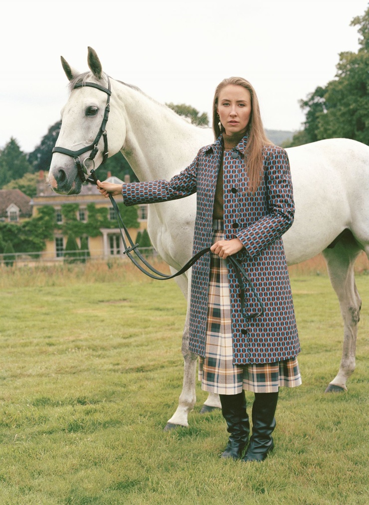 Picture of Erin Doherty