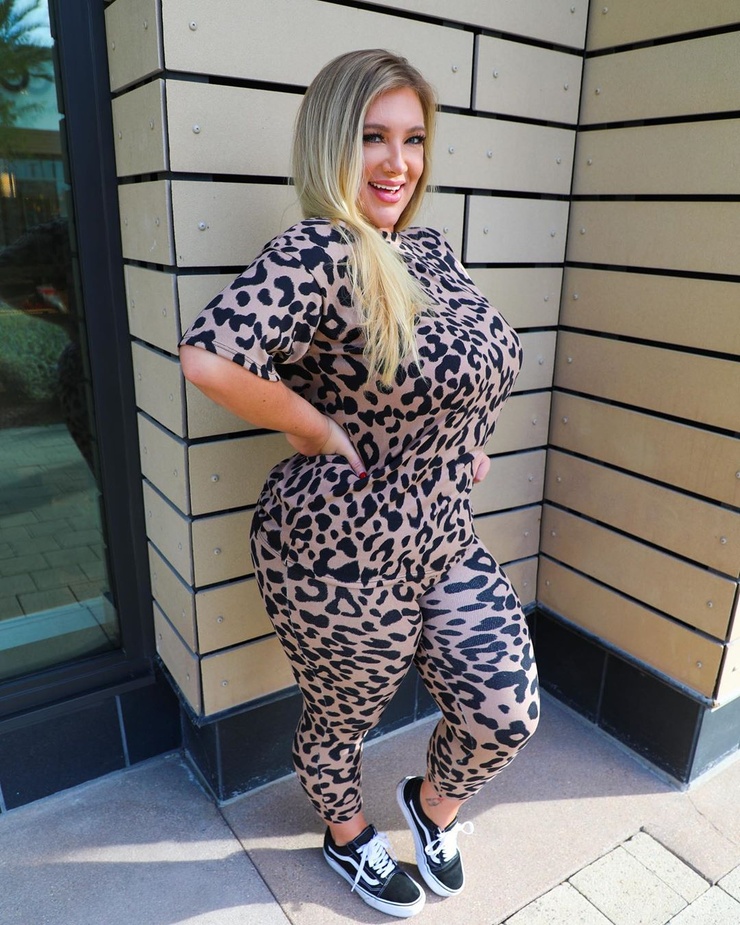 Picture of Taya Christian