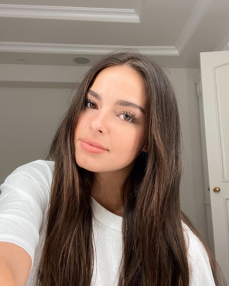 Picture of Addison Easterling