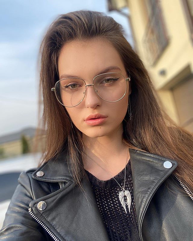 Alina Nikitenko picture