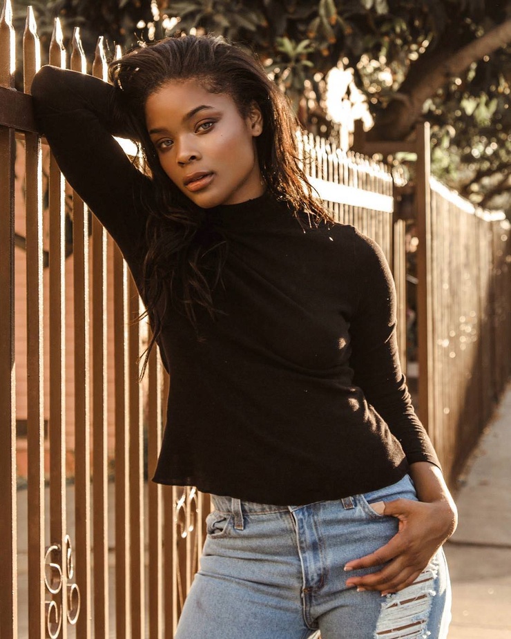 Ajiona Alexus picture