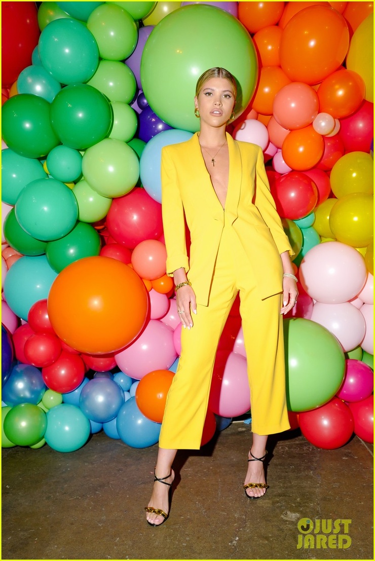 Picture of Jenny Mollen