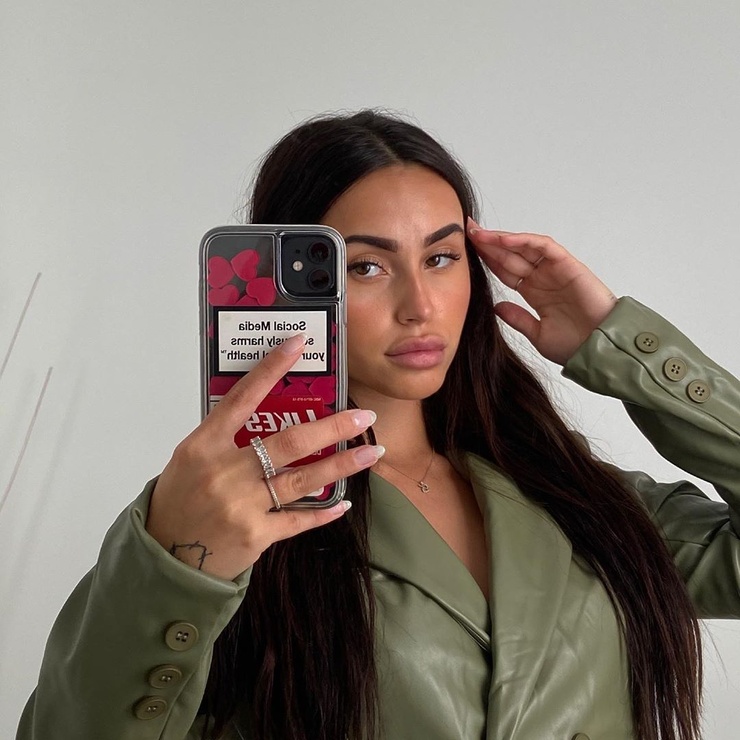 Picture Of Claudia Tihan