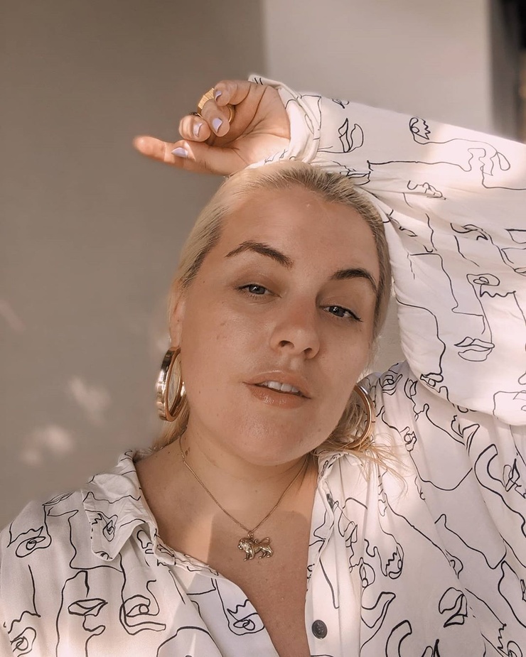 Felicity Hayward image