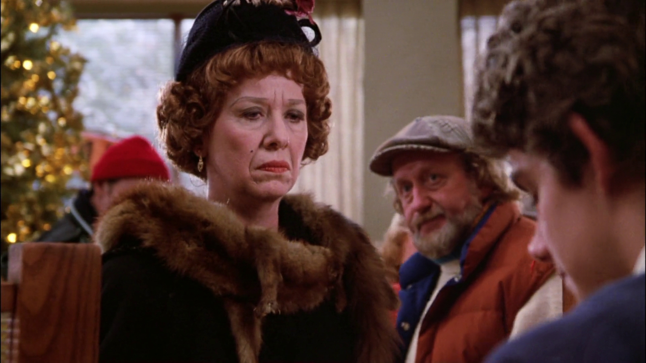 Polly Holliday and Zach Galligan