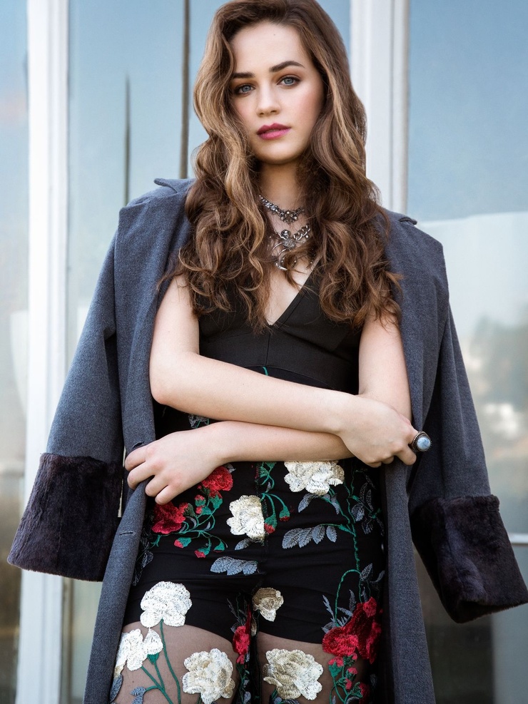 Picture of Mary Mouser