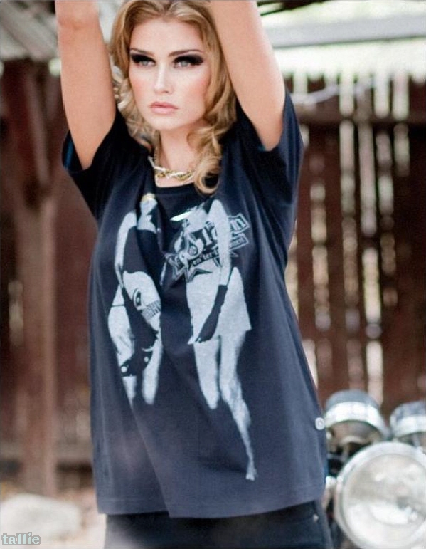 Picture of Sarah Mutch