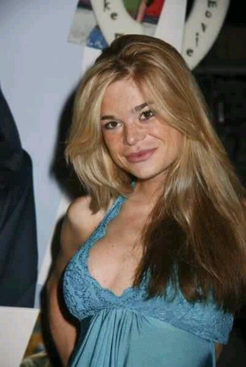 Picture of Ellen Muth