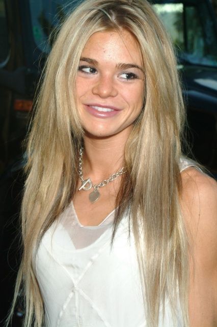 Picture of Ellen Muth