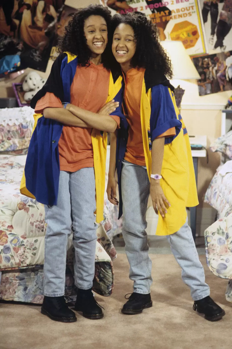 Tia and Tamera image